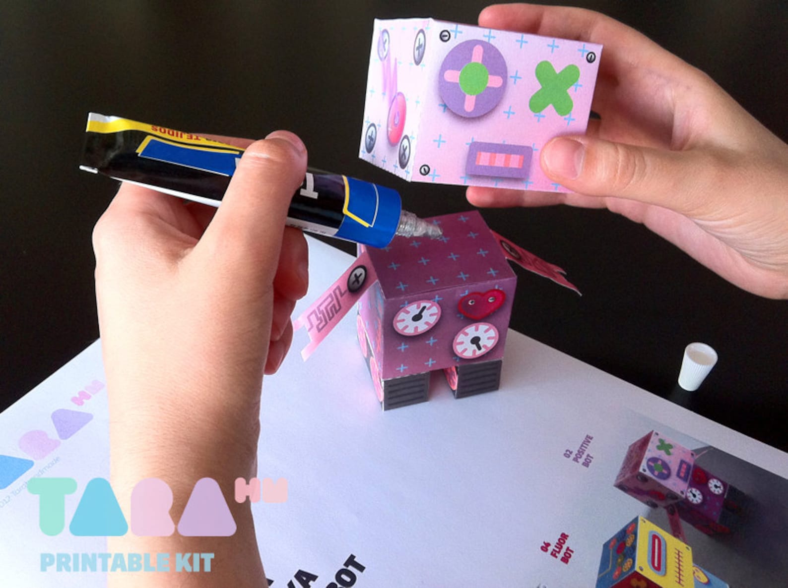 DIY Printable Cutout Robot, DIY Paper Toy, Printable Robot, Fluor Bot ...