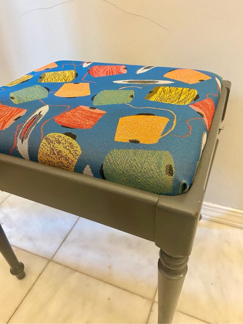 Vintage Singer Sewing Machine Stool Upholstered Seat With Vintage ...