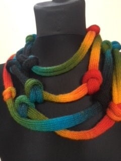 Knitted Necklace With Knots, Handmade Collar From Wool - Etsy