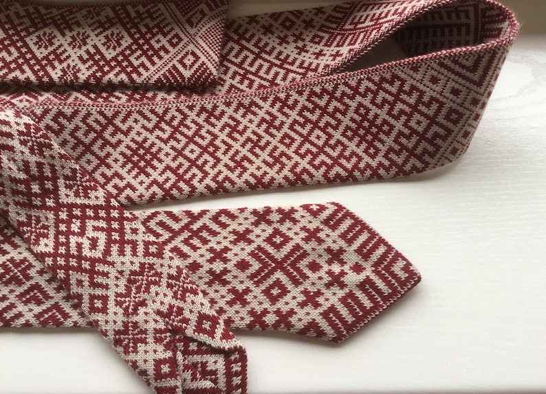 Knitted Latvian Necktie: Red & White Lielvarde Belt Pattern - Etsy
