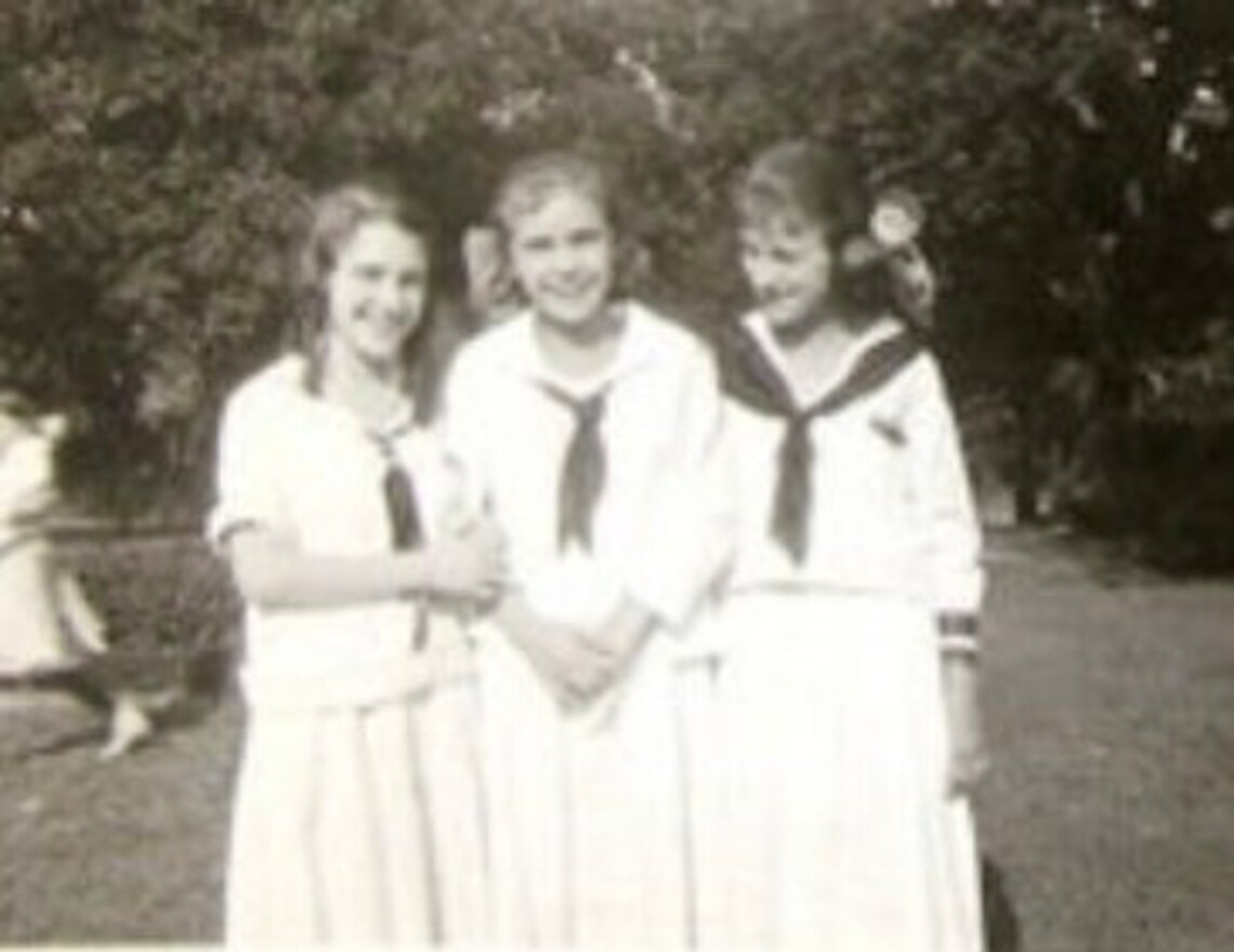 Three Girl Friends in Sailor Suits Middy Blouses Hairbows Vintage Photo ...