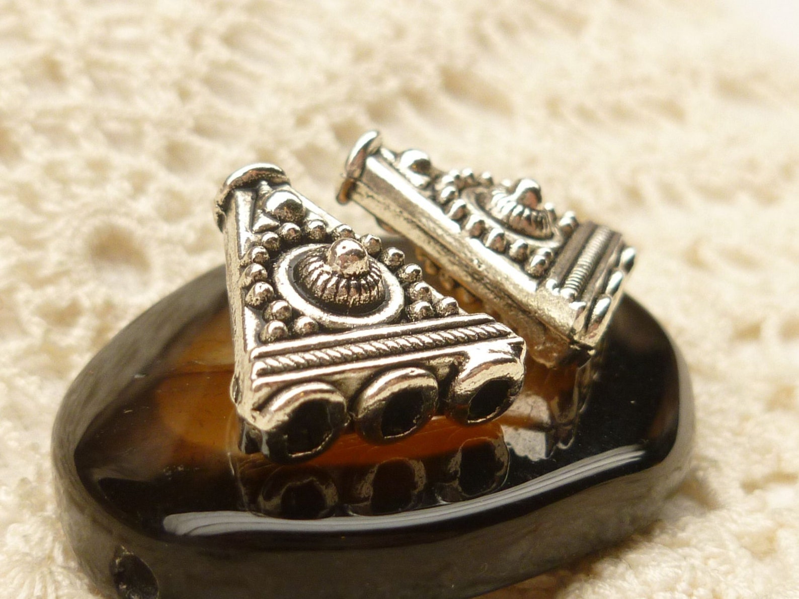 Triangle Strand Spacer, 3 to 1 Spacer Bead, Antique Silver (4) - SF83 ...