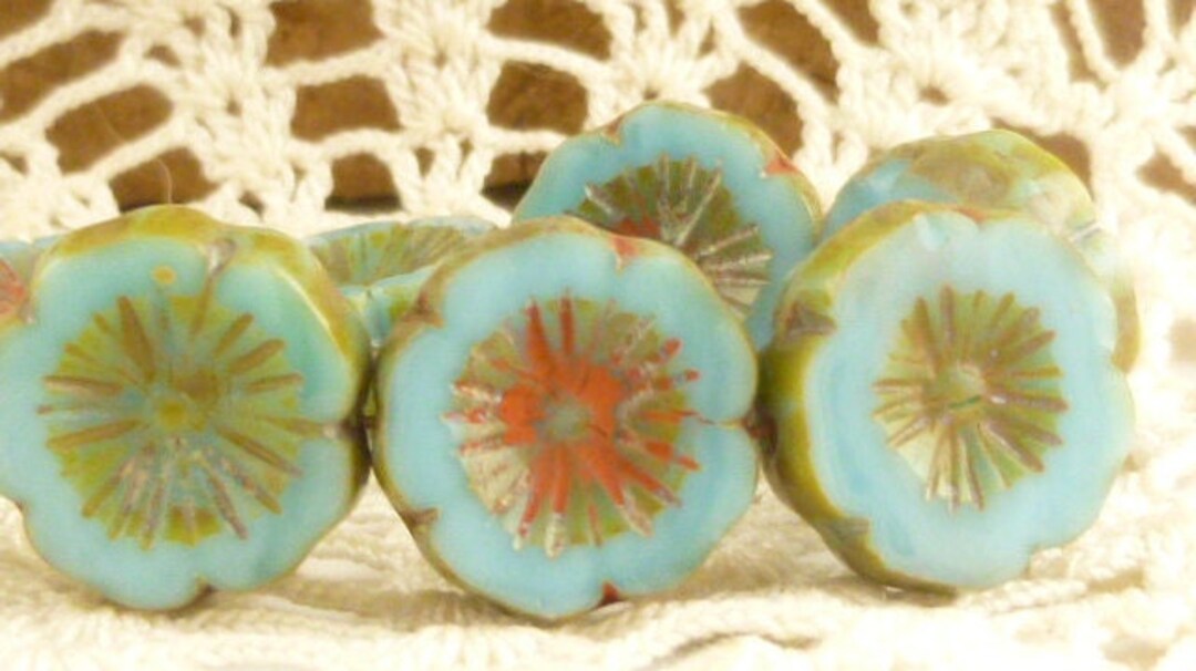 14mm Baby Blue Pansy Flowers, Chunky Carved Flat Czech Glass Flower ...