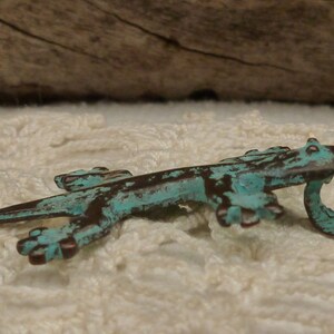 Rustic Patina Gecko Pendant Blue Lizard Mykonos Casting Charm - Etsy