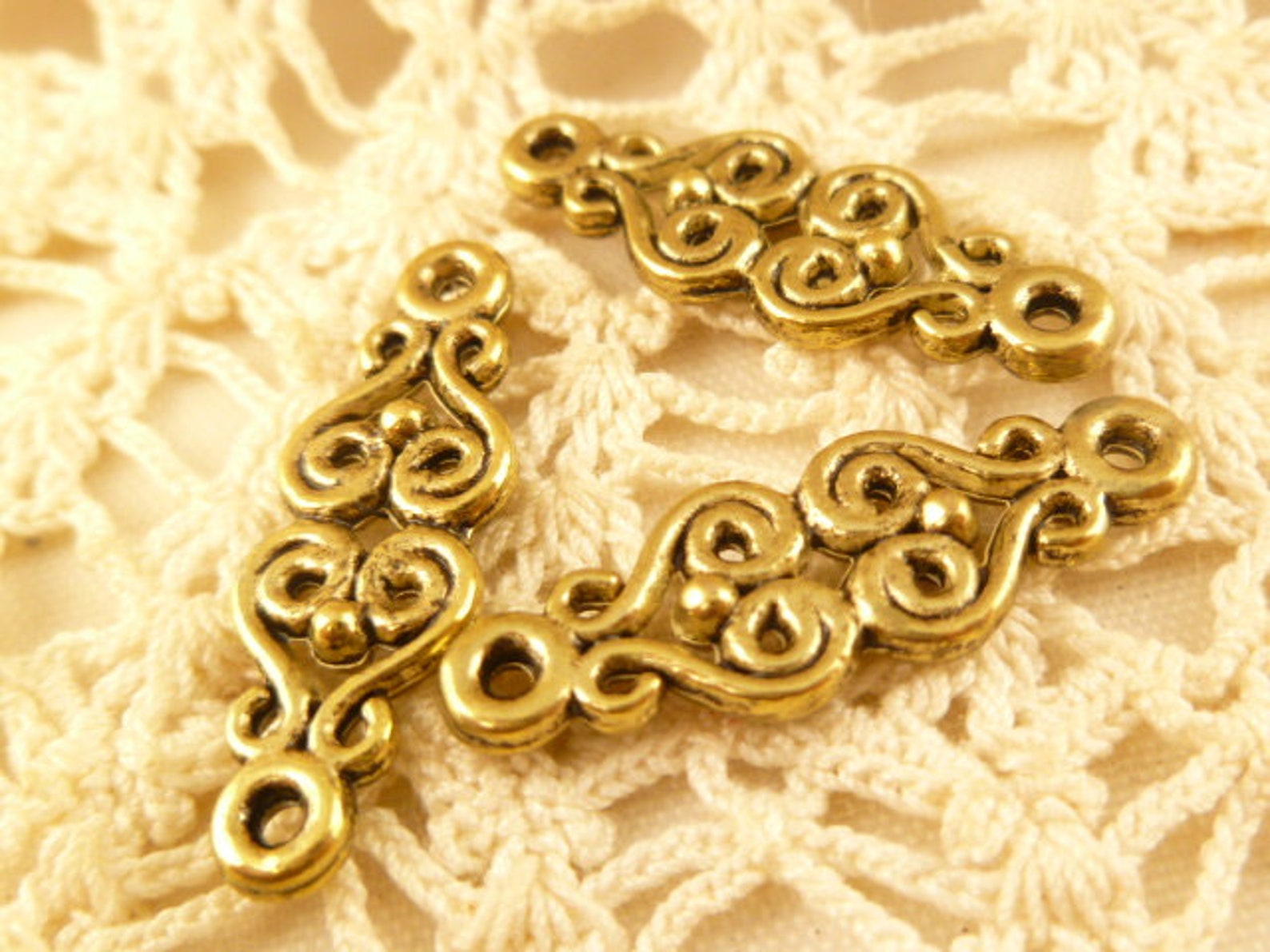 Gold Tone Metal Connector Fancy Swirl Filigree Link Finding | Etsy