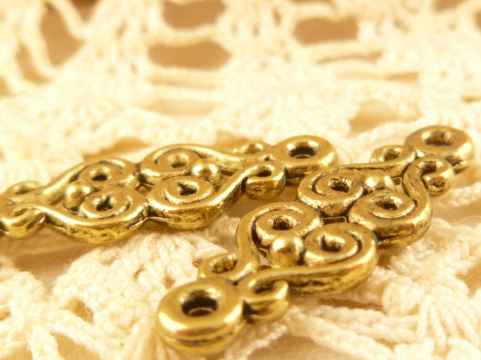 Gold Tone Metal Connector Fancy Swirl Filigree Link Finding | Etsy