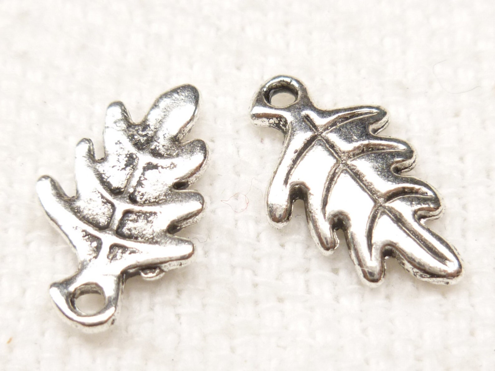 Oak Leaf Dangle Charms, Antique Silver (10) - S91 - Etsy