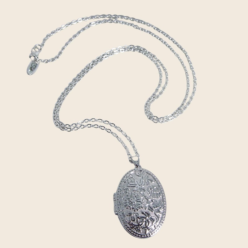 Large Sterling Locket Oval - Etsy