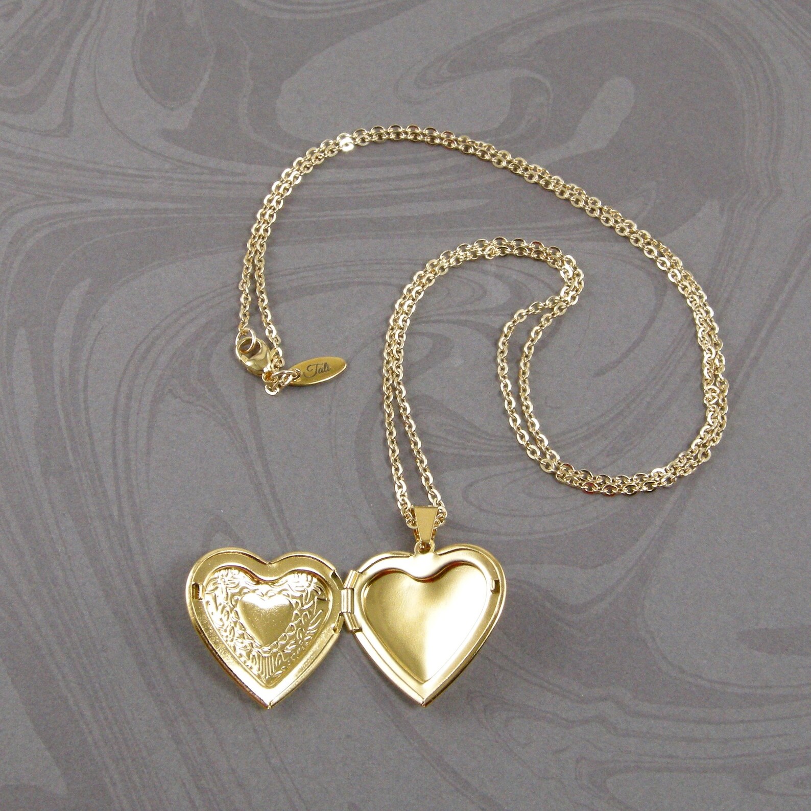 Gold Photo Locket Necklace, Large Gold Heart Photo Locket Necklace ...