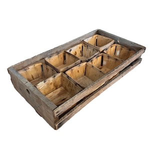 Primitive Berry Basket, Wood Crate With 8 Berry Baskets, Primitive ...