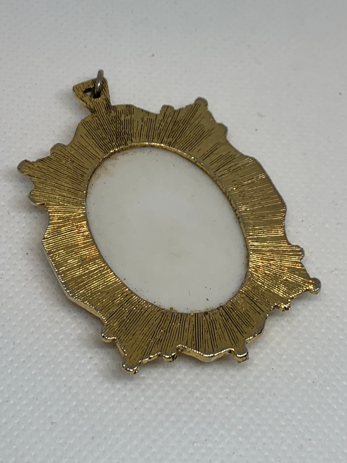 Vintage Necklace Pendant Colonial Scene Victorian Portrait Chunky ...