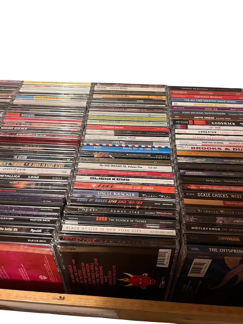 80's Music Cd's, 90's Cd's, Journey, Creed, Jimmy Buffet, Dave Mathews ...