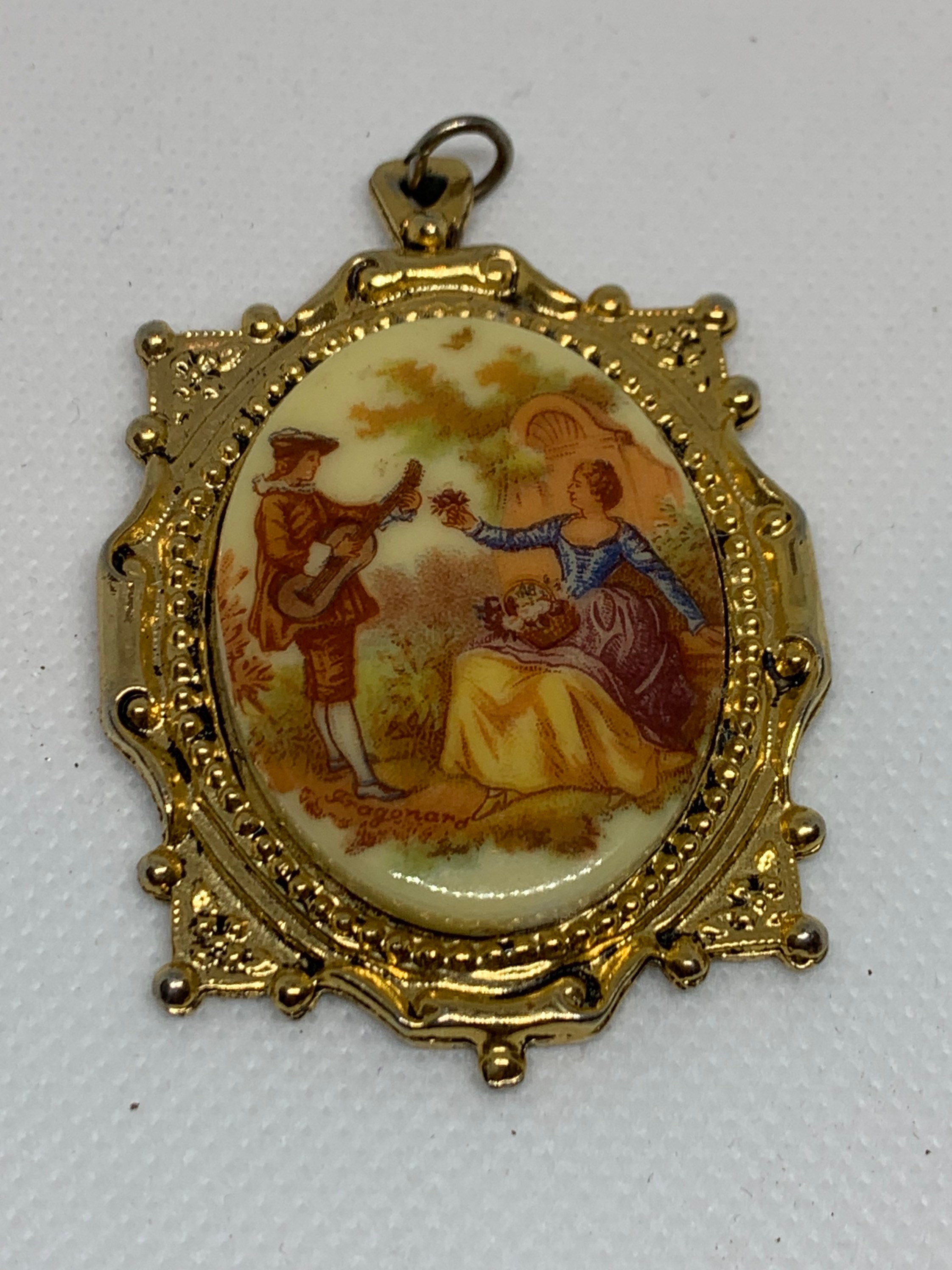 Vintage Necklace Pendant Colonial Scene Victorian Portrait Chunky ...