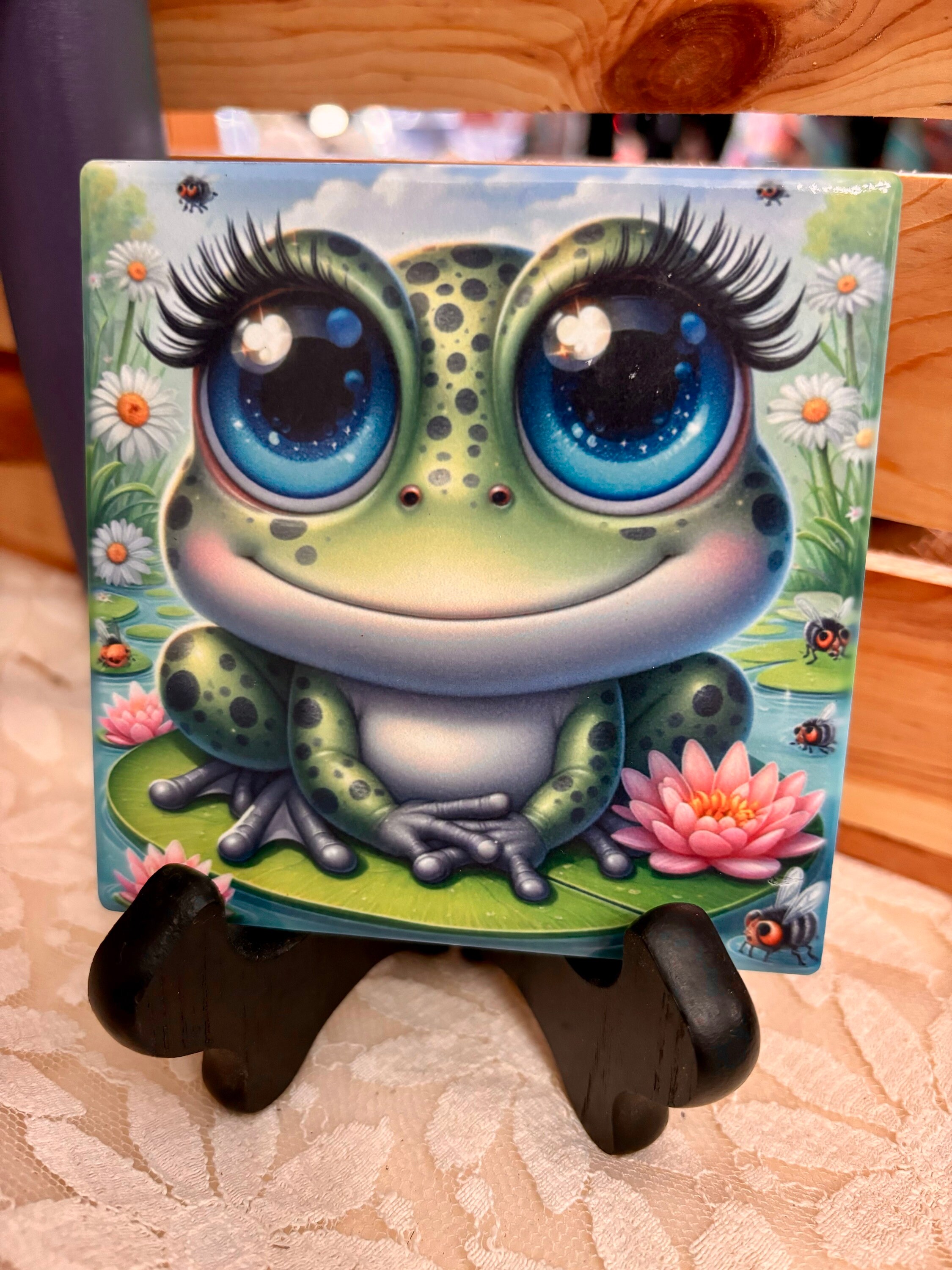 Cute Little Frogs on a Lilly Pad - Etsy
