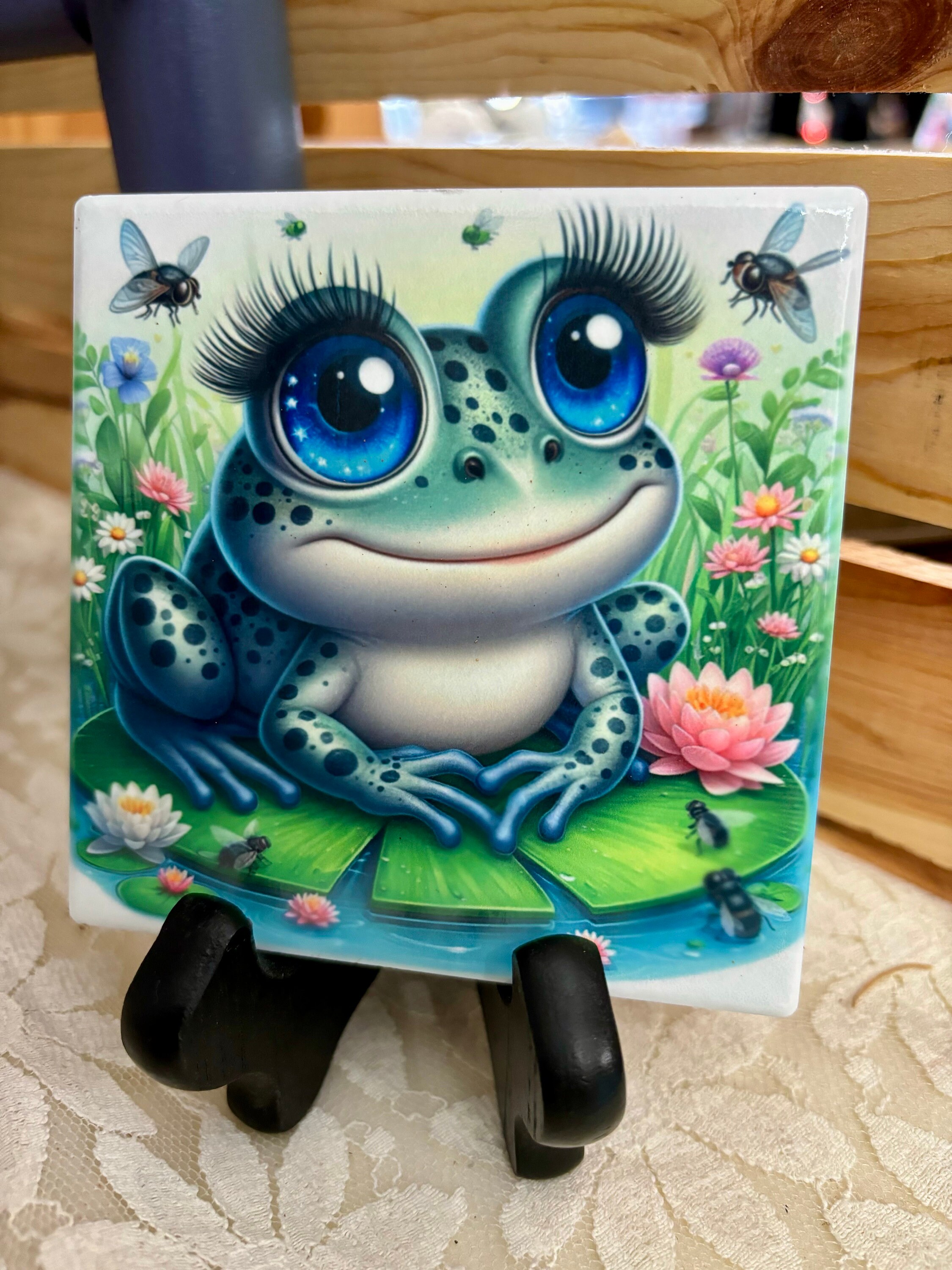 Cute Little Frogs on a Lilly Pad - Etsy