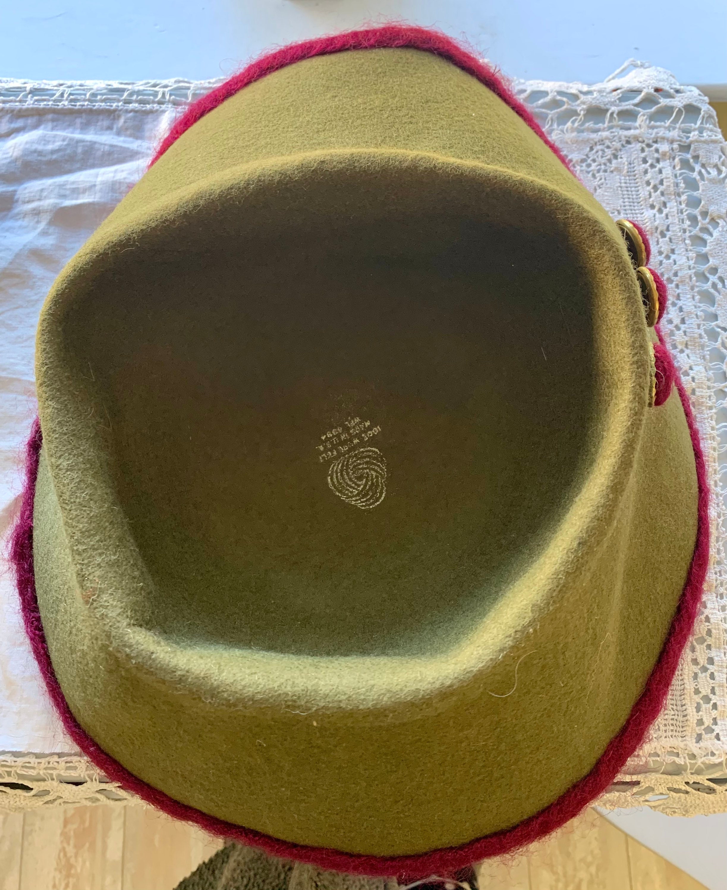 Vintage Wool Green and Violet Beret Hat - Etsy