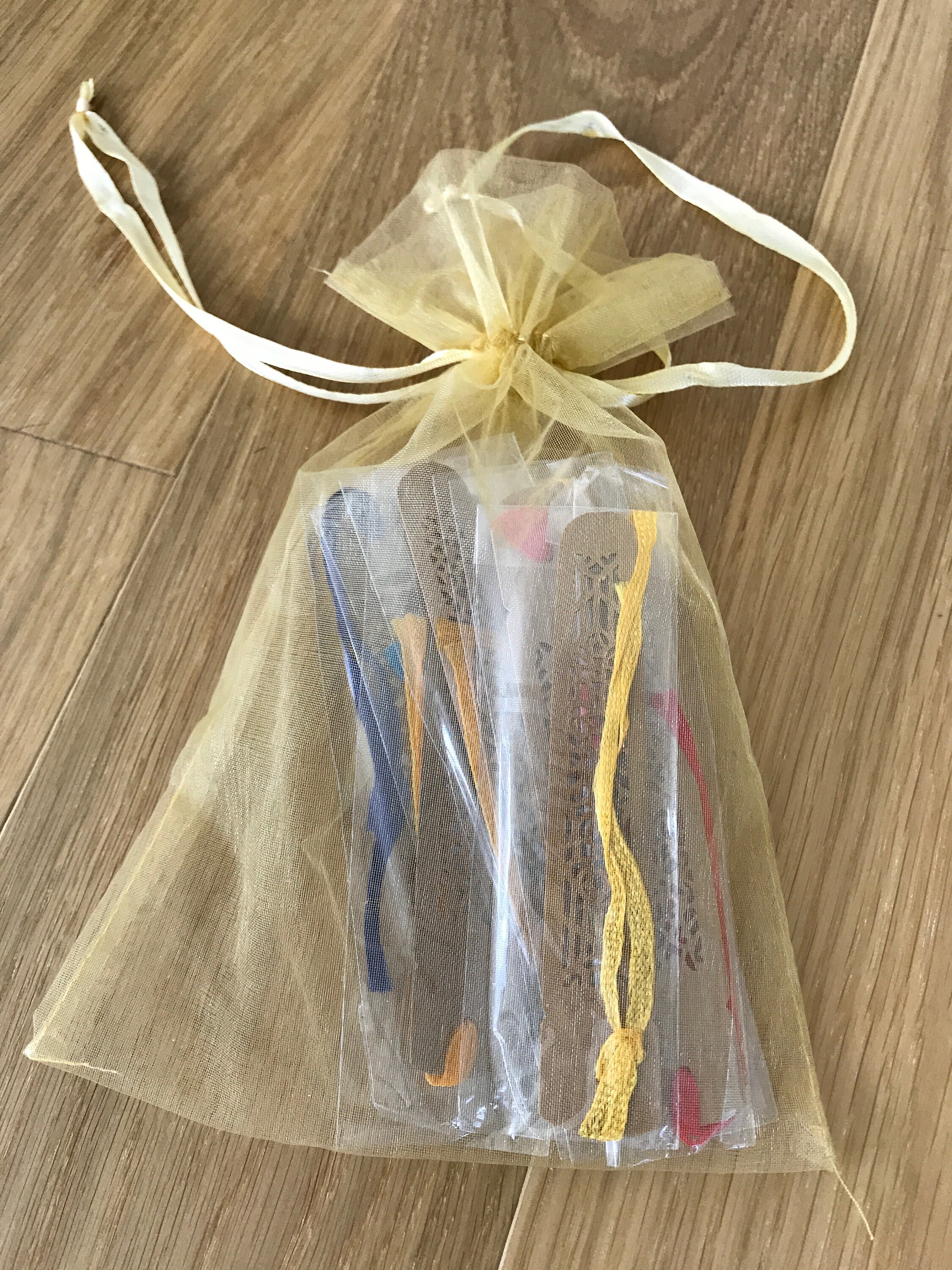 Hawaiian Sandalwood Bookmarks X 5 With Tassels | Handmade From Hawaii ...
