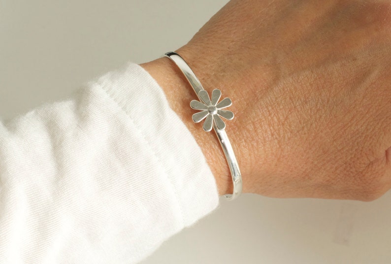 Daisy Cuff Bracelet Sterling Bracelet Flower Cuff - Etsy