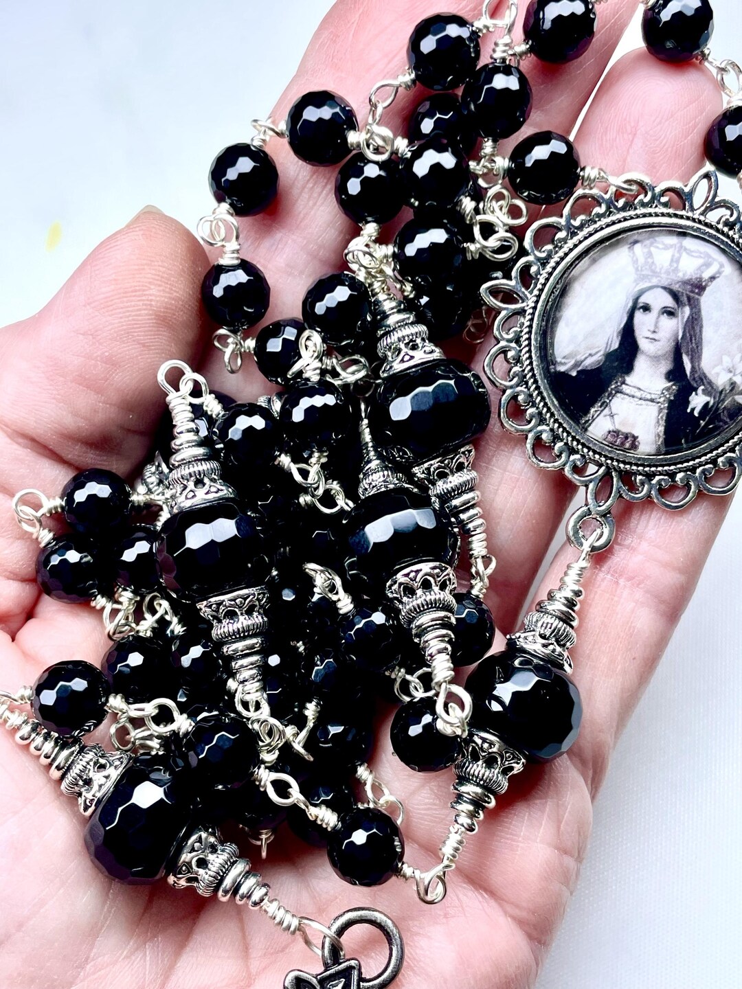 Catholic Onyx Rosary, Queen of Heaven, Gunmetal Crucifix - Etsy