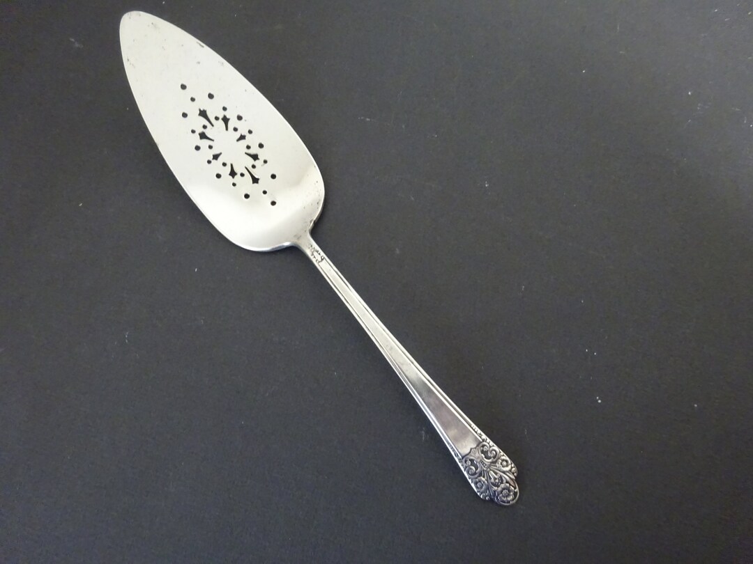 Vintage Silverplate Pie Server original Rogers De Luxe Plate in the ...