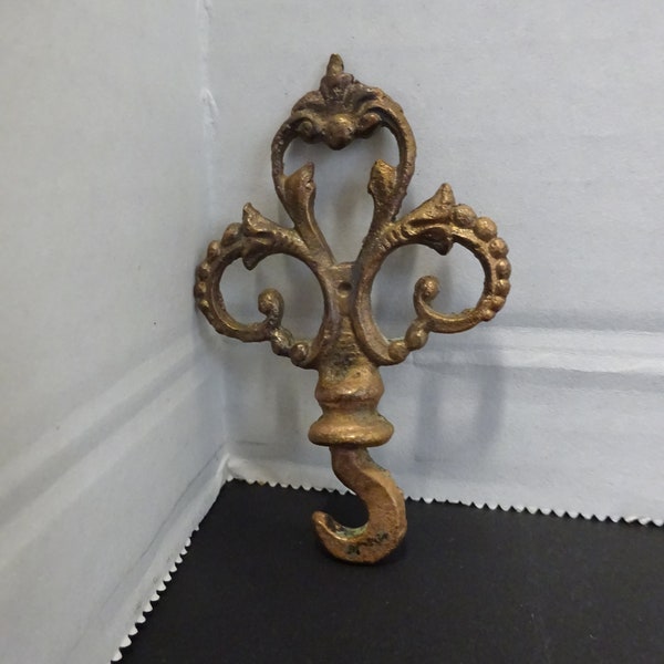 Victorian Style Hook - Etsy
