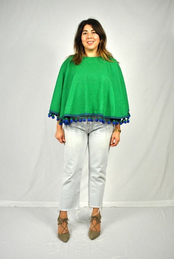 70s Green Cape / Green Poncho / Poncho Cape / Pom Pom… - Gem