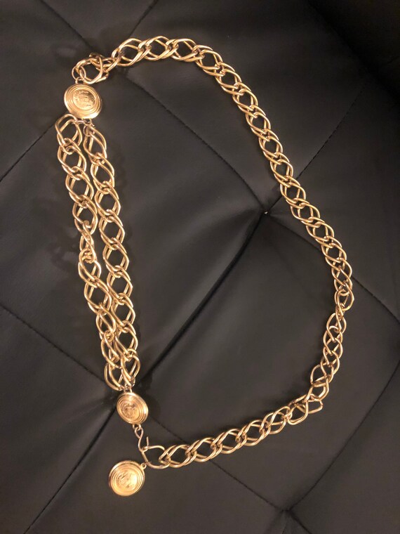 Gold Metal Vintage 1980s Chain Belt or Necklace - Gem