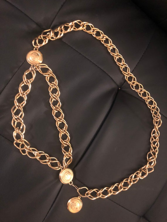 Gold Metal Vintage 1980s Chain Belt or Necklace - Gem