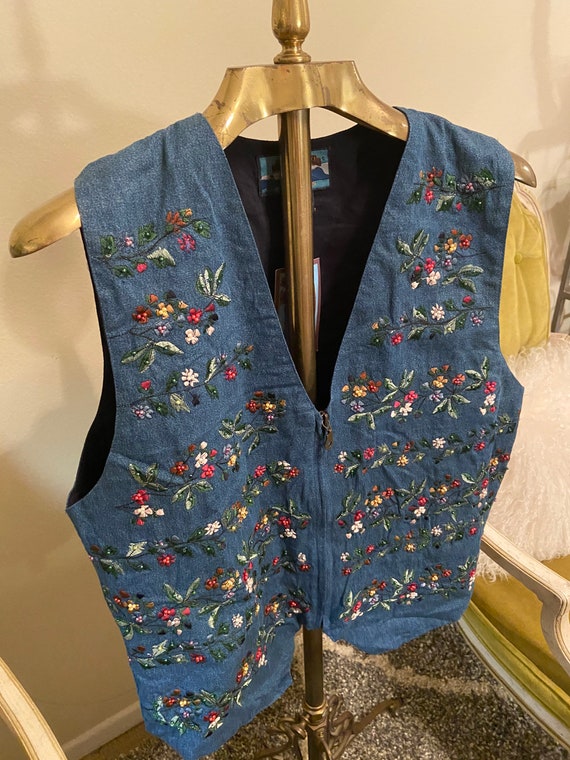 1990s Vintage Vest With Beadwork And Embroidery With … - Gem