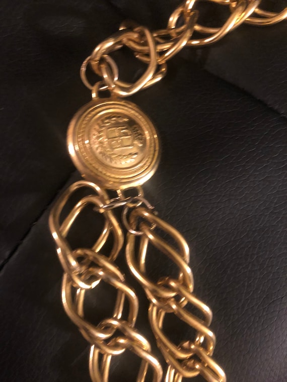 Gold Metal Vintage 1980s Chain Belt or Necklace - Gem