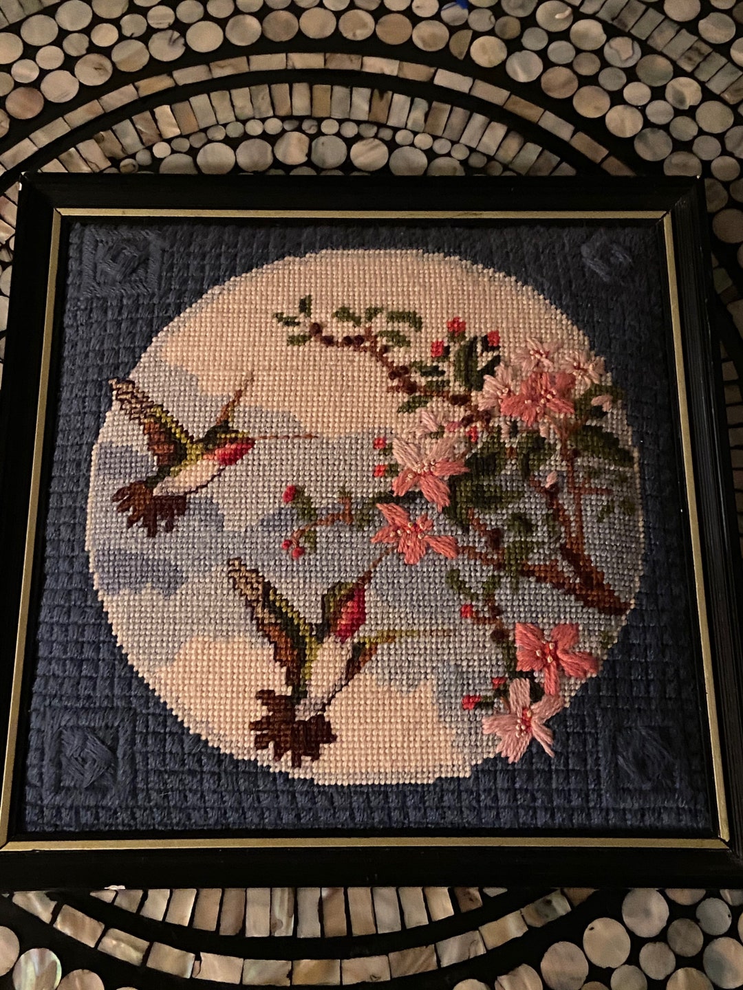 60s Vintage Hummingbird Needlepoint - Etsy.de