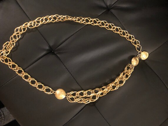 Gold Metal Vintage 1980s Chain Belt or Necklace - Gem