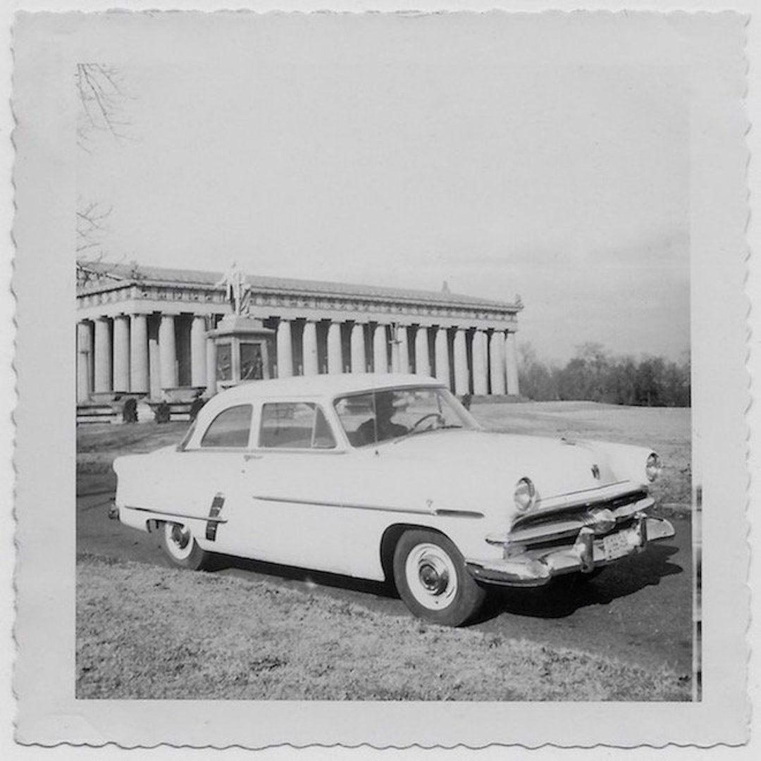 Old Photo Woman in Car by Parthenon and John Thomas Statue Centennial ...