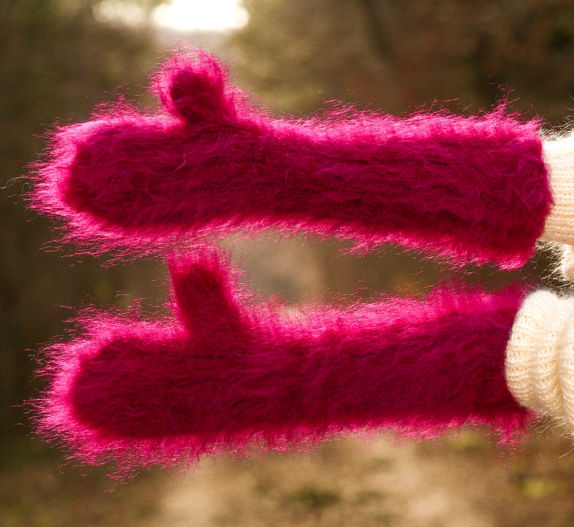 Fuzzy long mohair mittens by SuperTanya | Etsy