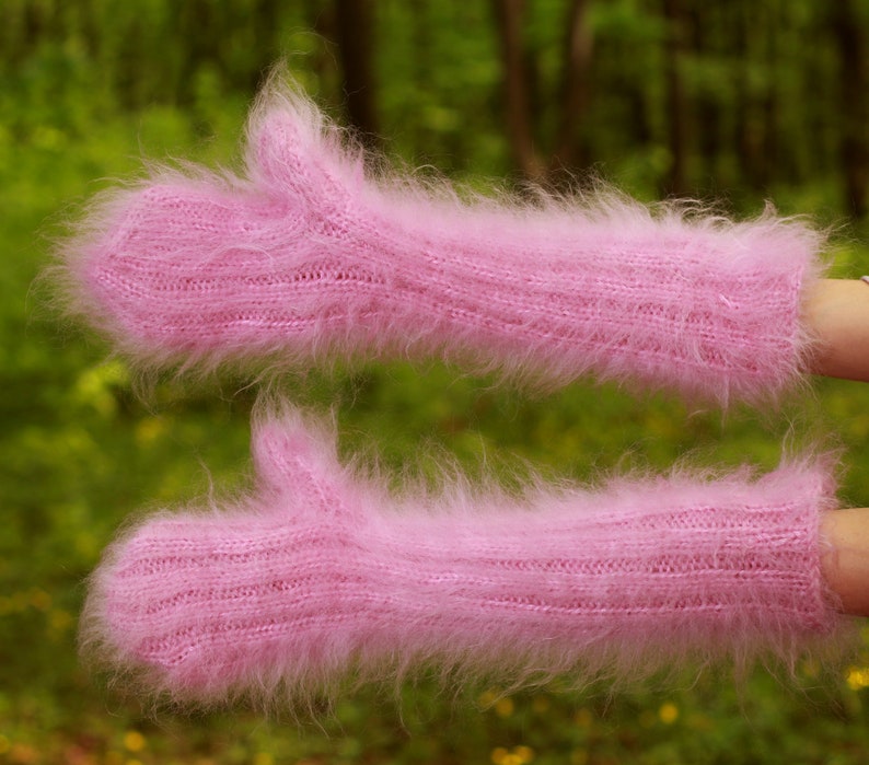 Fuzzy long mohair mittens by SuperTanya | Etsy