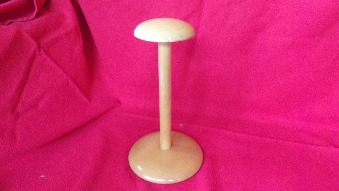 Hat Stand Hat Rack Vintage Wooden Round Fashion Storage Retro Dresser ...