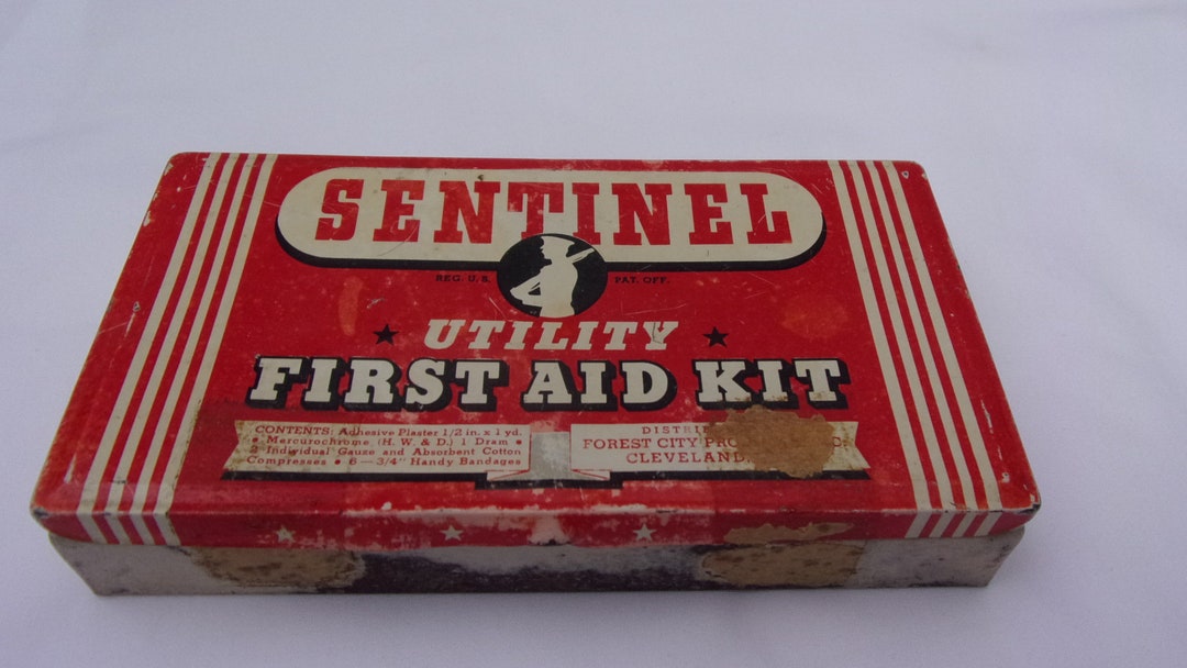 First Aid Kit Sentinel 1940's Metal Box Man Cave Bathroom Decor Shelf ...