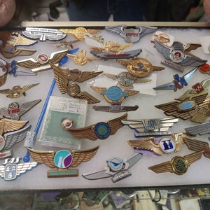 Vintage Airline Pins Memorabilia, Legacy AA, American Airline Pins ...