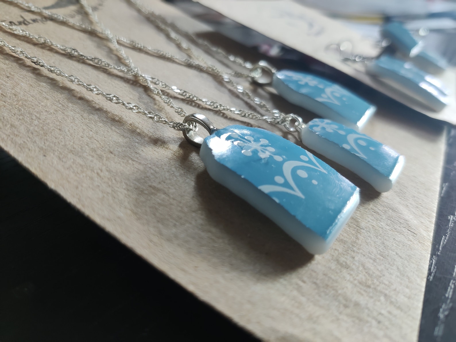 Vintage Pyrex Bowl, Recycled Broken Dish, Broken China Jewelry Pendant ...