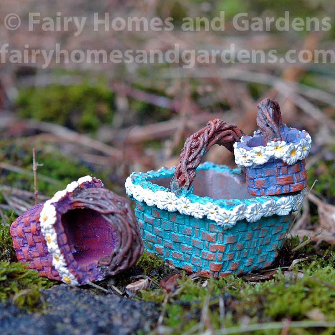 Miniature Daisy Baskets Set of Three - Fairy Garden Supply - Miniature ...