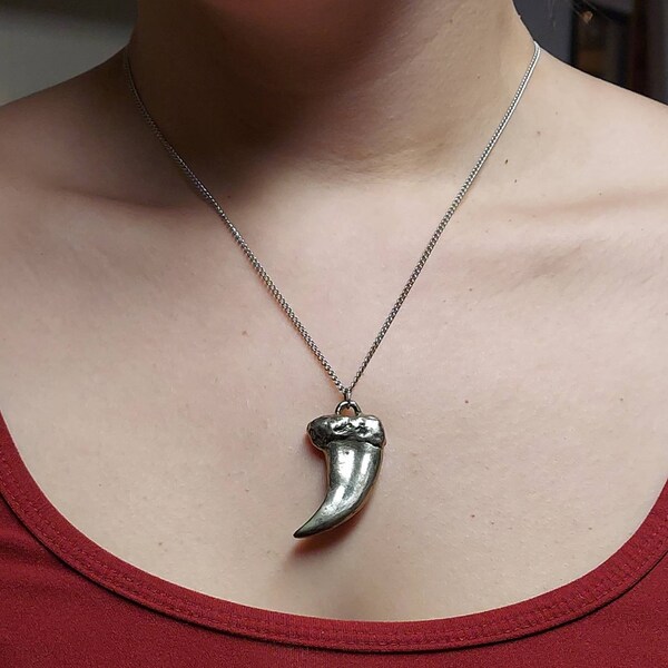Bear Claw Necklace - Etsy