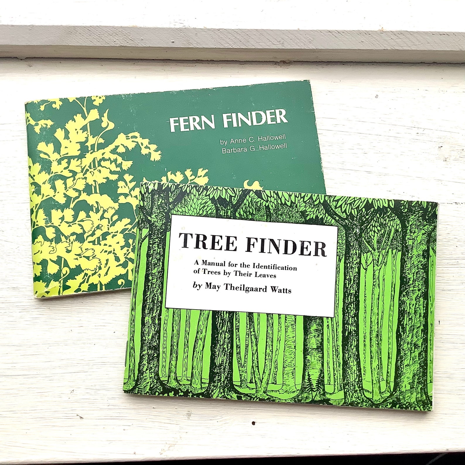 Lot of 2 Nature ID Guide Books: Tree Finder Key Fern Finder - Etsy