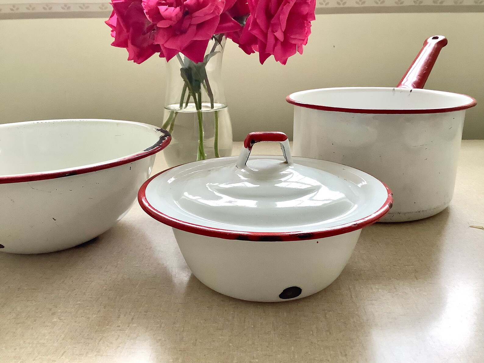 4 Pc Set: Red & White Enamelware Bowls Sauce Pan W/ Lid - Etsy