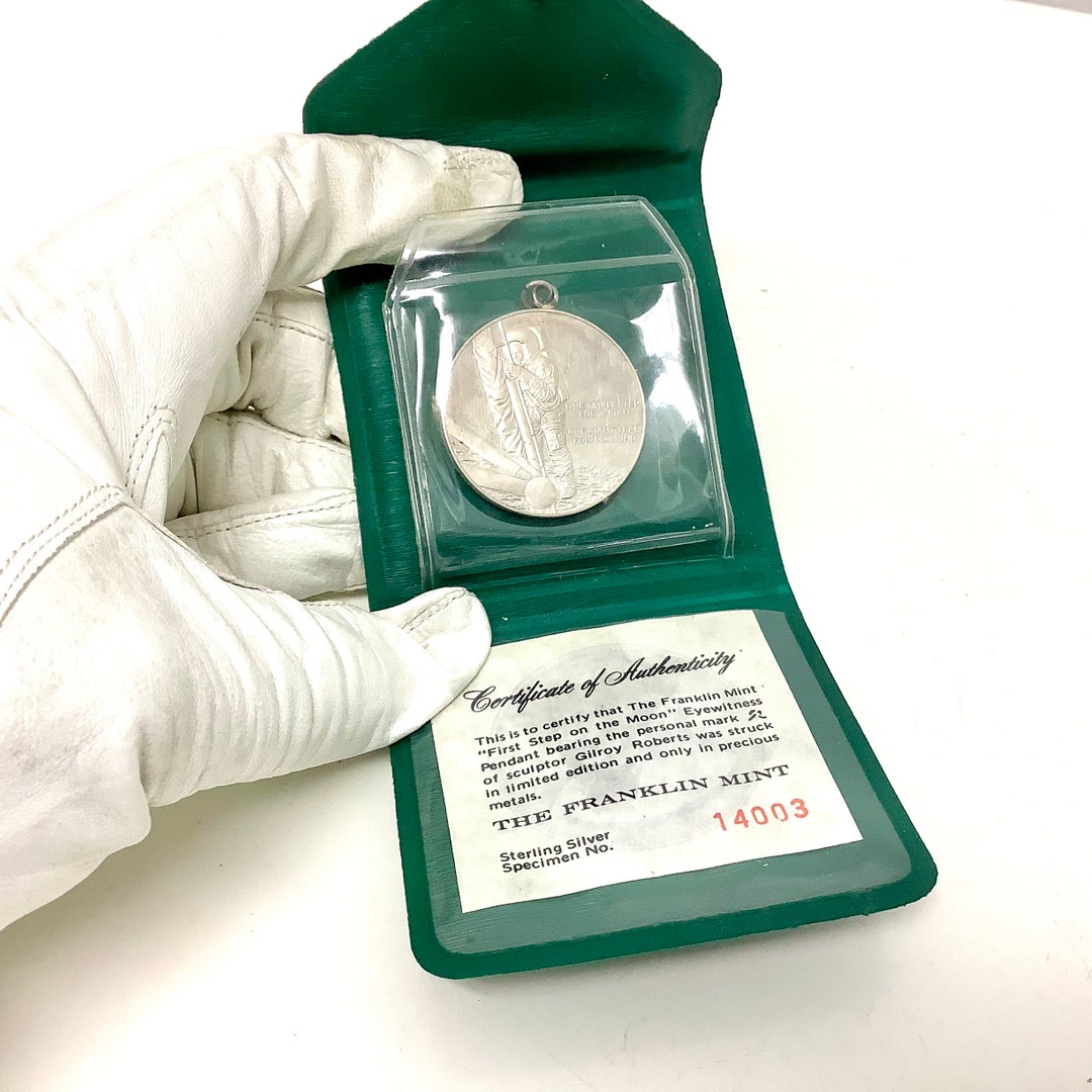 Sterling Silver Pendant Medal: First Step on the Moon Eyewitness by ...
