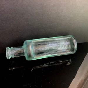 Dr. Hooker's Cough and Croup Syrup Bottle Antique - Etsy