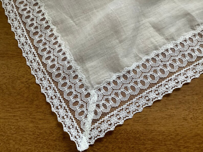 Lace Edge Handkerchief Vintage 12 Hanky - Etsy