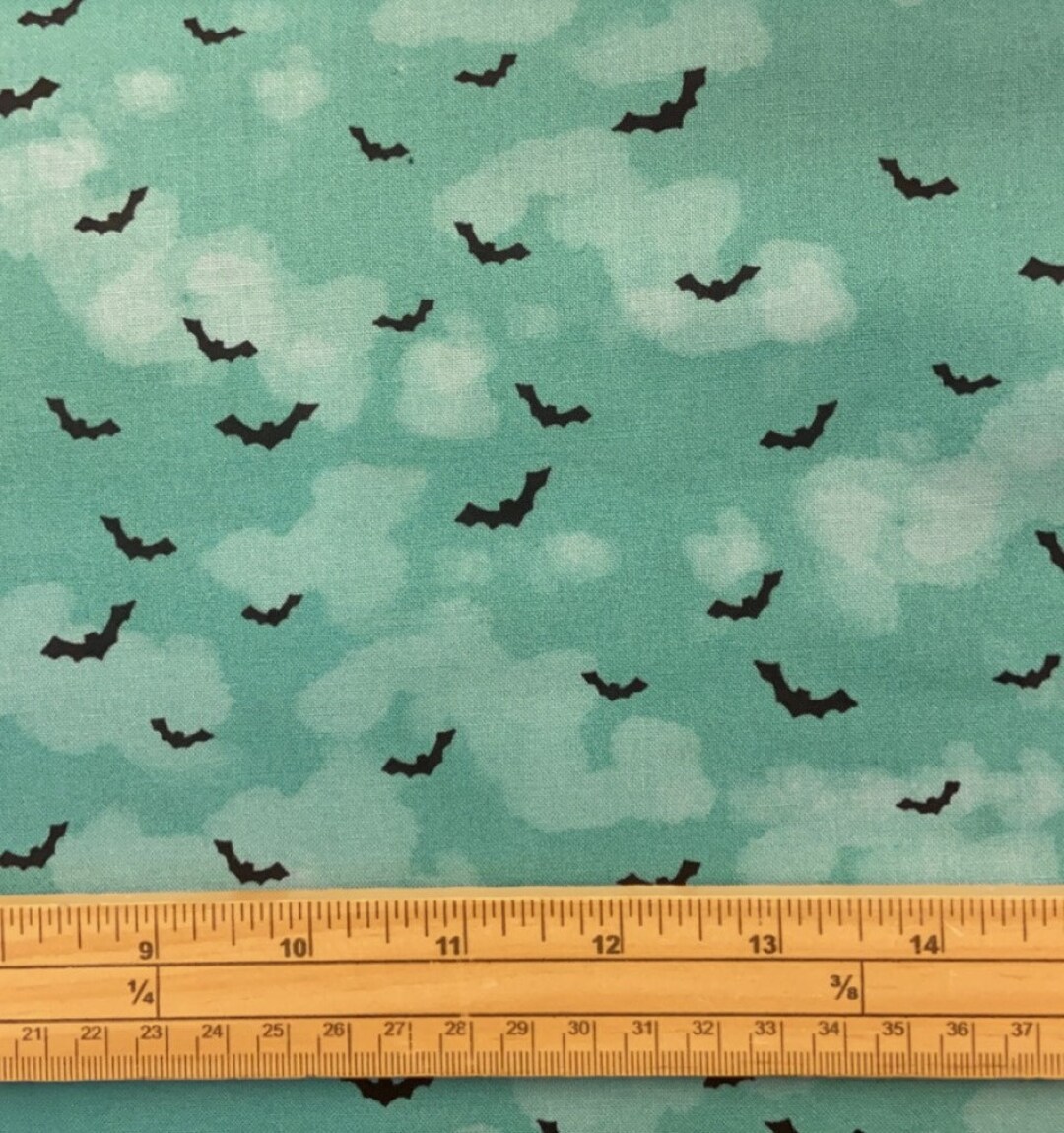 Fat Quarter Spooky Halloween Batty Bats on Teal 100% Cotton Quilting ...