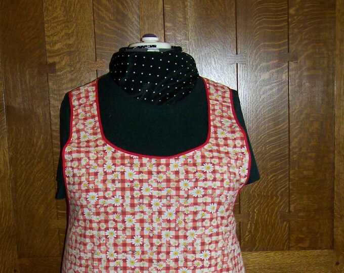 Retro Kitchen Apron Plus Size - Lucy and June Style Daisy Apron - Red ...