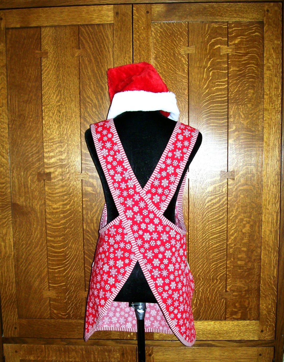 Red Christmas Child Apron - Snowflake Holiday Apron - Crossback Child ...