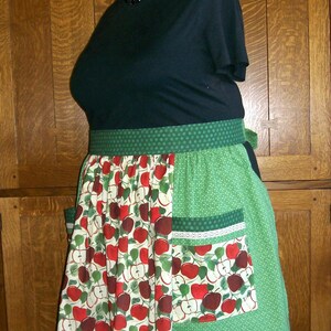 Apple Waist Apron - Plus Size Apron With Pockets - Apple Print Retro ...